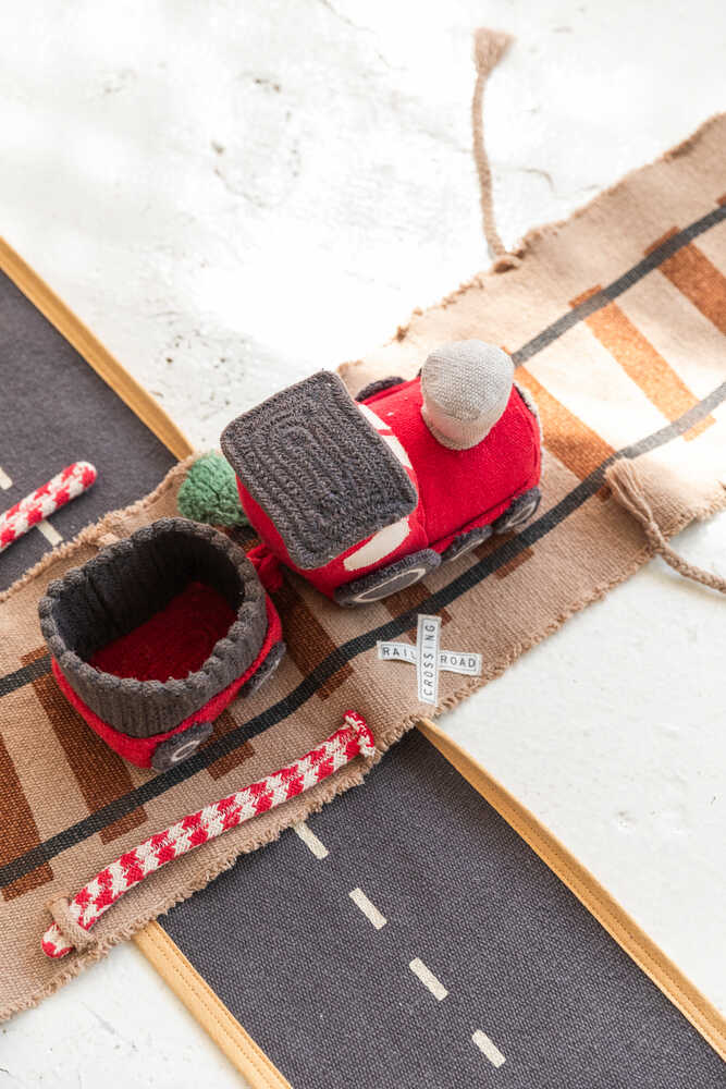 Ride & Roll Train Toy – Lorena Canals | Official Website